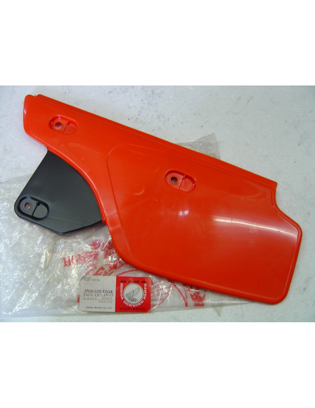 Cache Gauche De XR600R 85 86 Plus Livrabe Honda Idem 83603KN5670ZB Cache Gauche De XR600R 85 86 Plus Livrabe Honda Idem 83603KN5670ZB